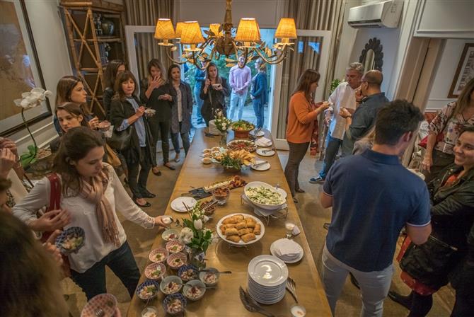 Ski Brasil lança guia no Chile e premia agentes; veja fotos | Destinos