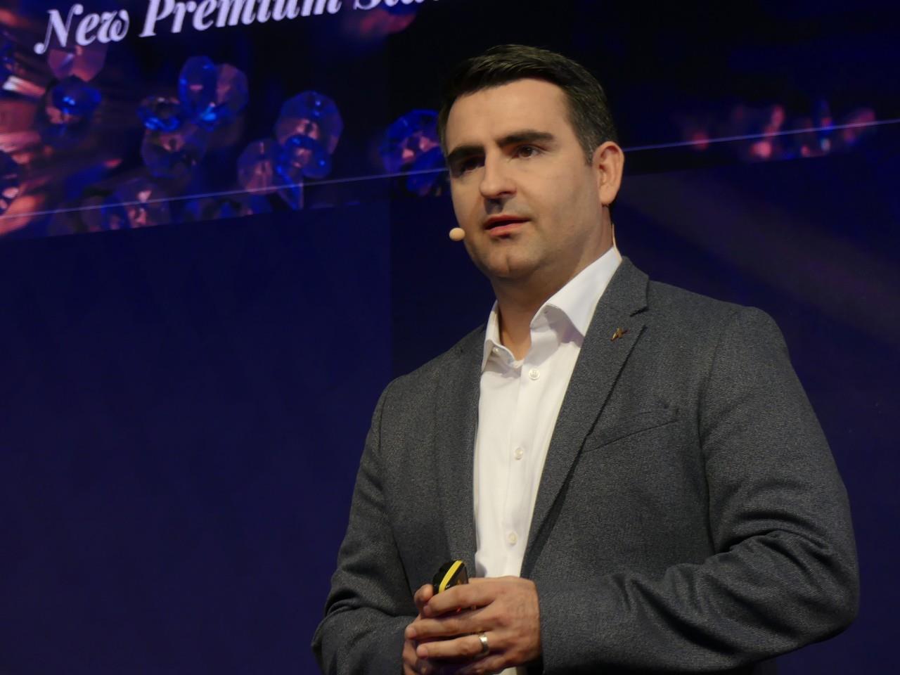 Accor muda identidade visual e lança nova marca midscale