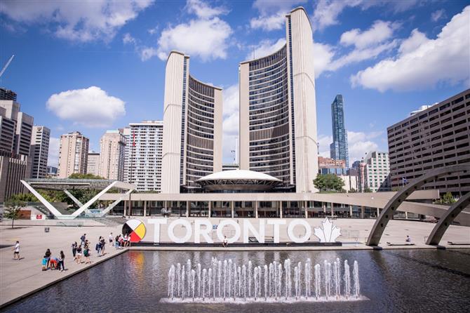 Descubra Toronto: passeios imperdíveis no verão