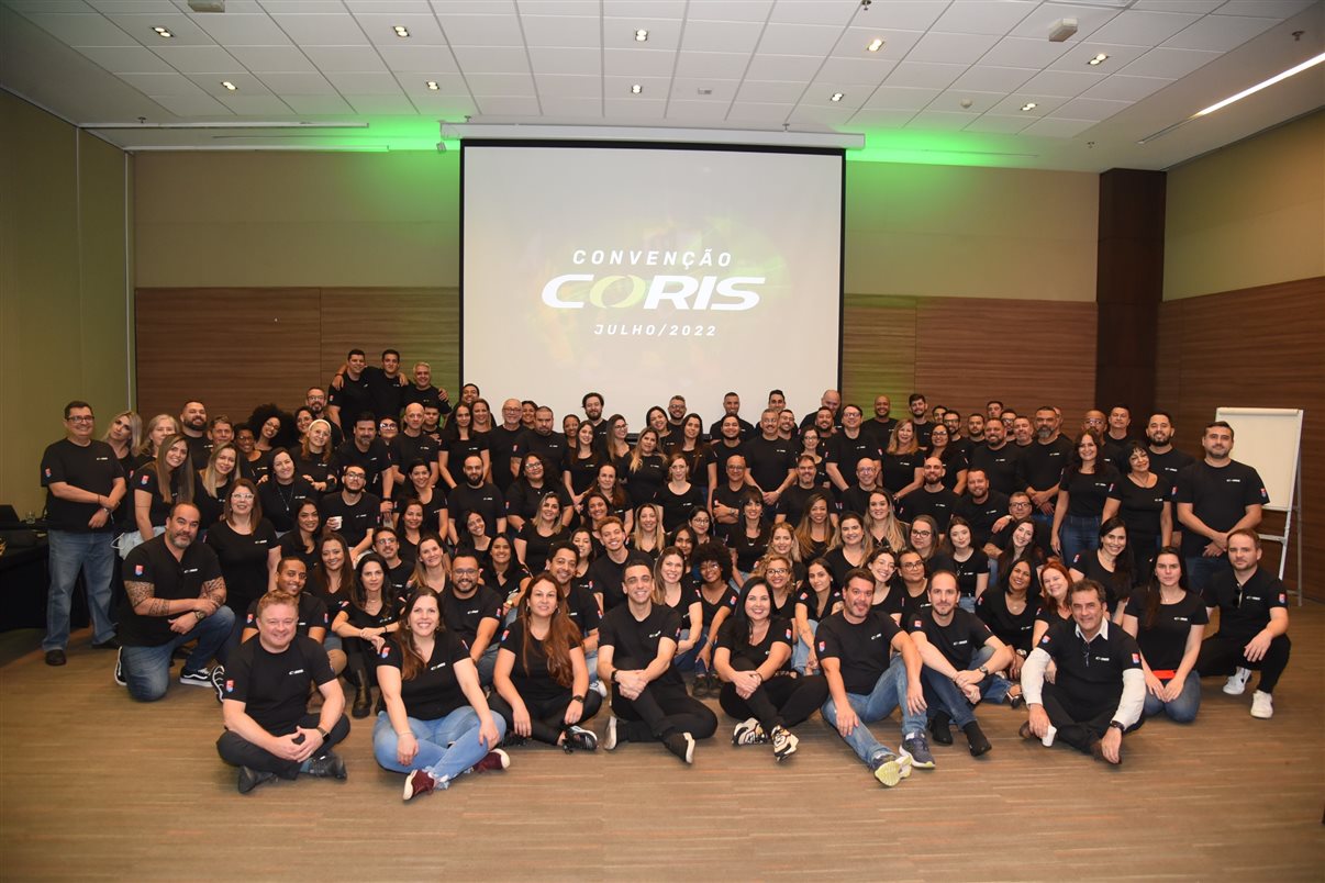 Coris celebra resultados do 1º semestre em convenção
