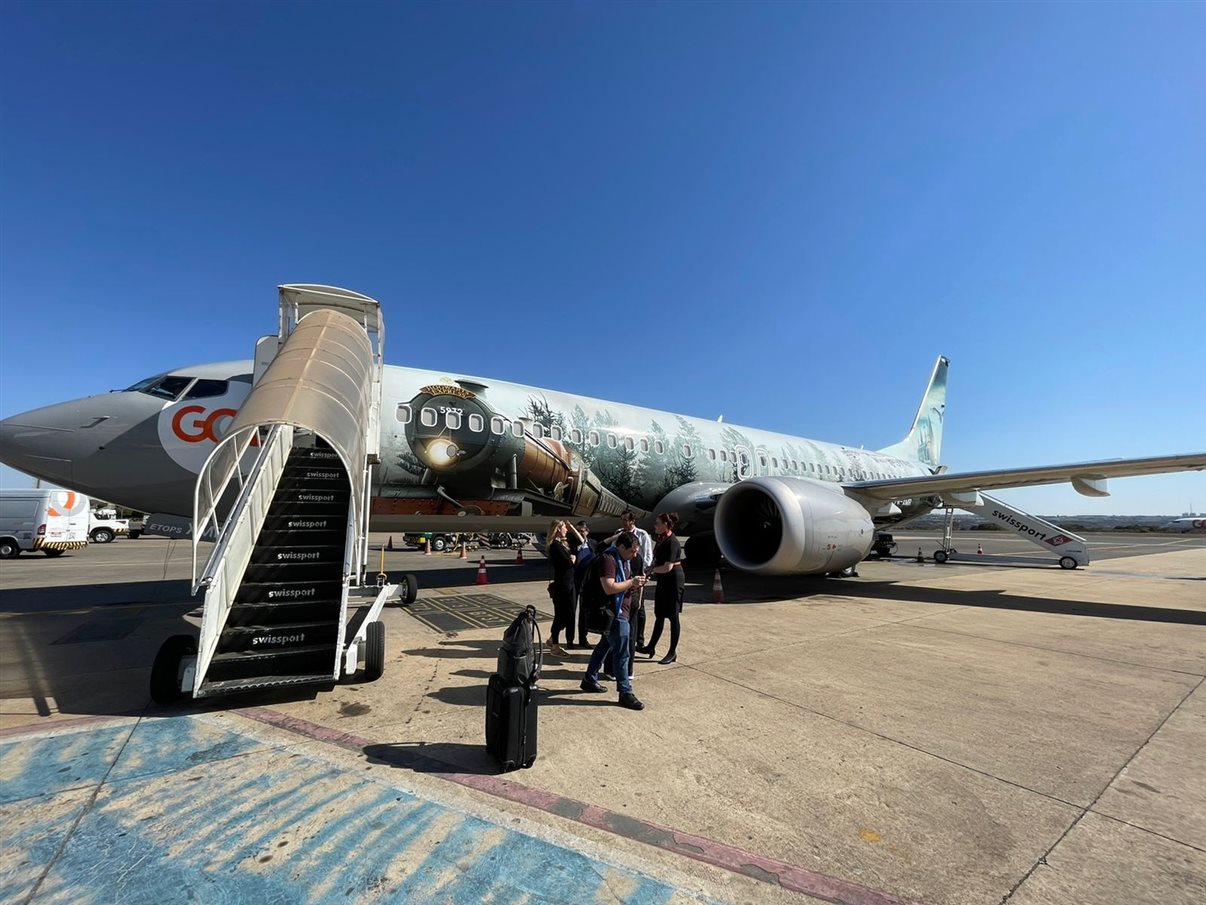 Veja como foi o 1º voo do avião do Harry Potter da Gol