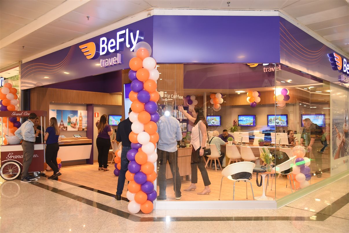 Veja fotos da inauguração da 1ª loja da BeFly Travel