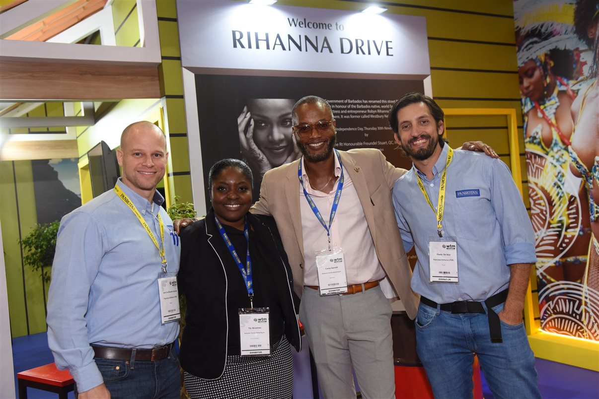 Veja quem passou pela PANROTAS na WTM no 2º dia | Mercado