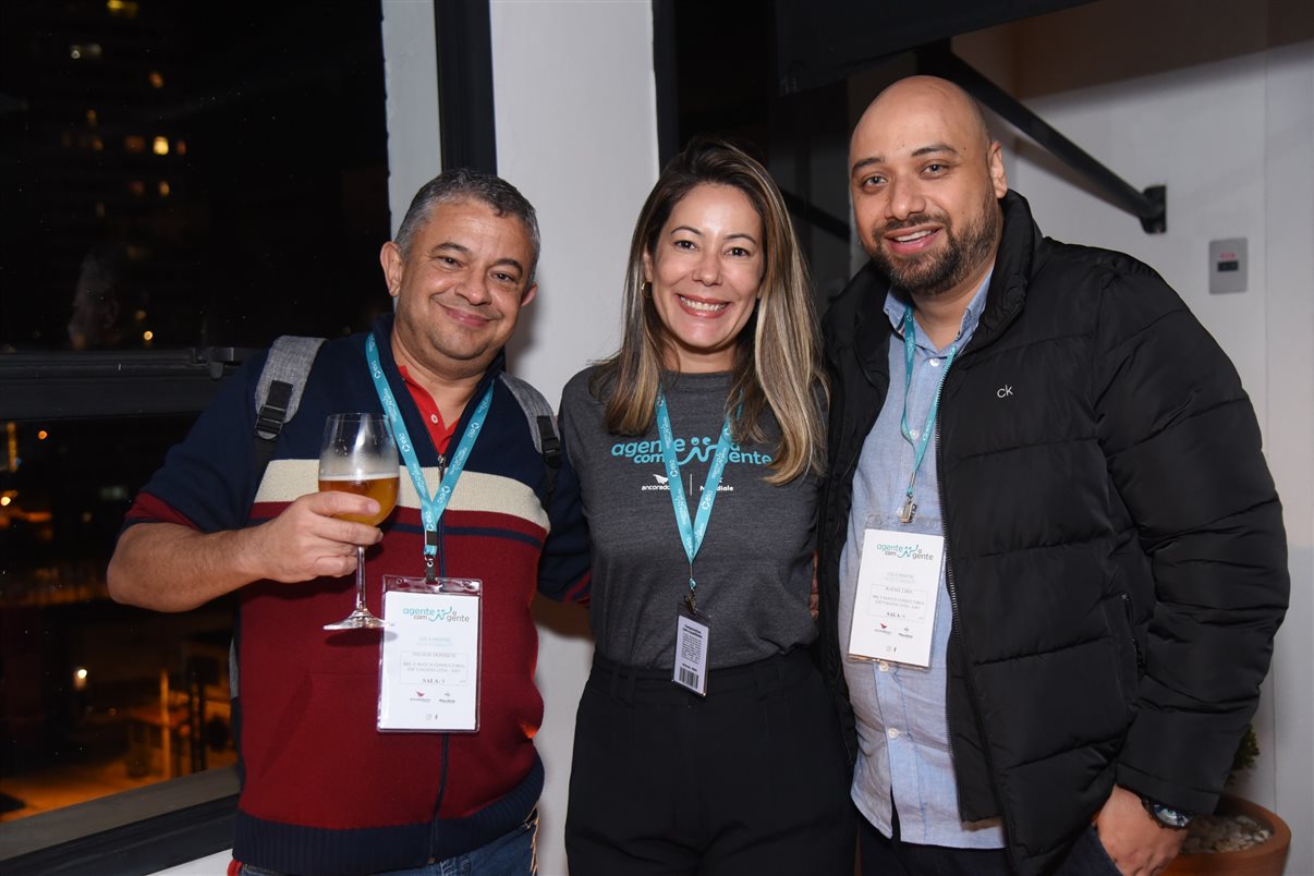 Veja fotos dos últimos momentos do Agente com A Gente