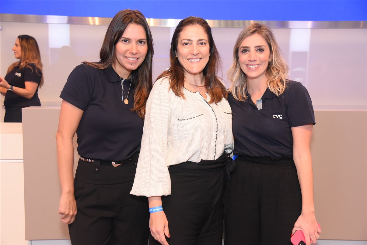 Veja mais fotos da celebração da CVC Corp na B3, em SP | Mercado