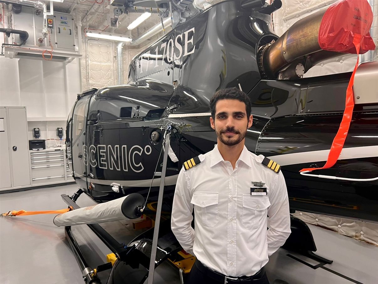 Ricardo Alves é homenageado em novo navio da Scenic