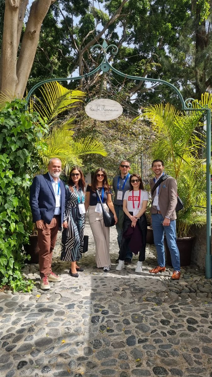 Veja fotos dos brasileiros no evento Serandipians