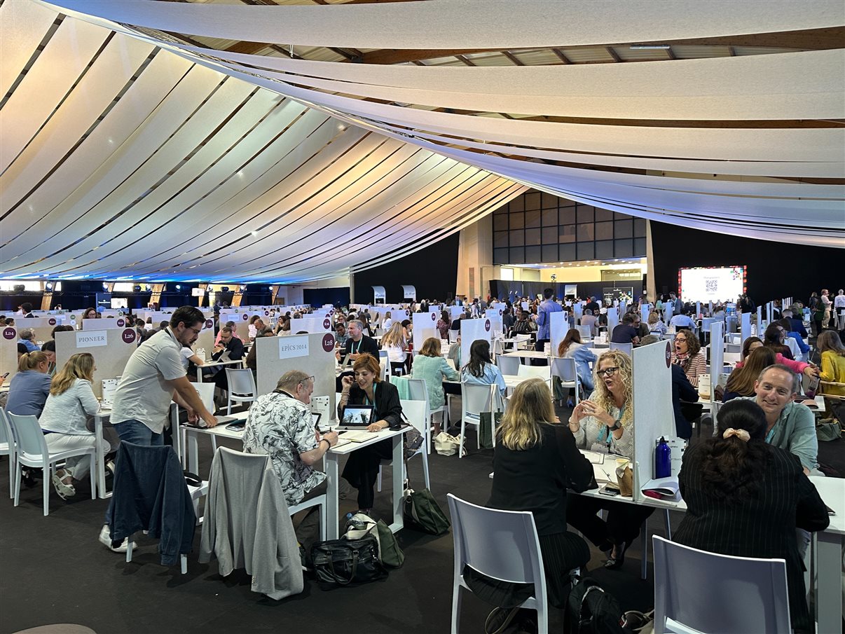 Veja fotos dos brasileiros no evento Serandipians