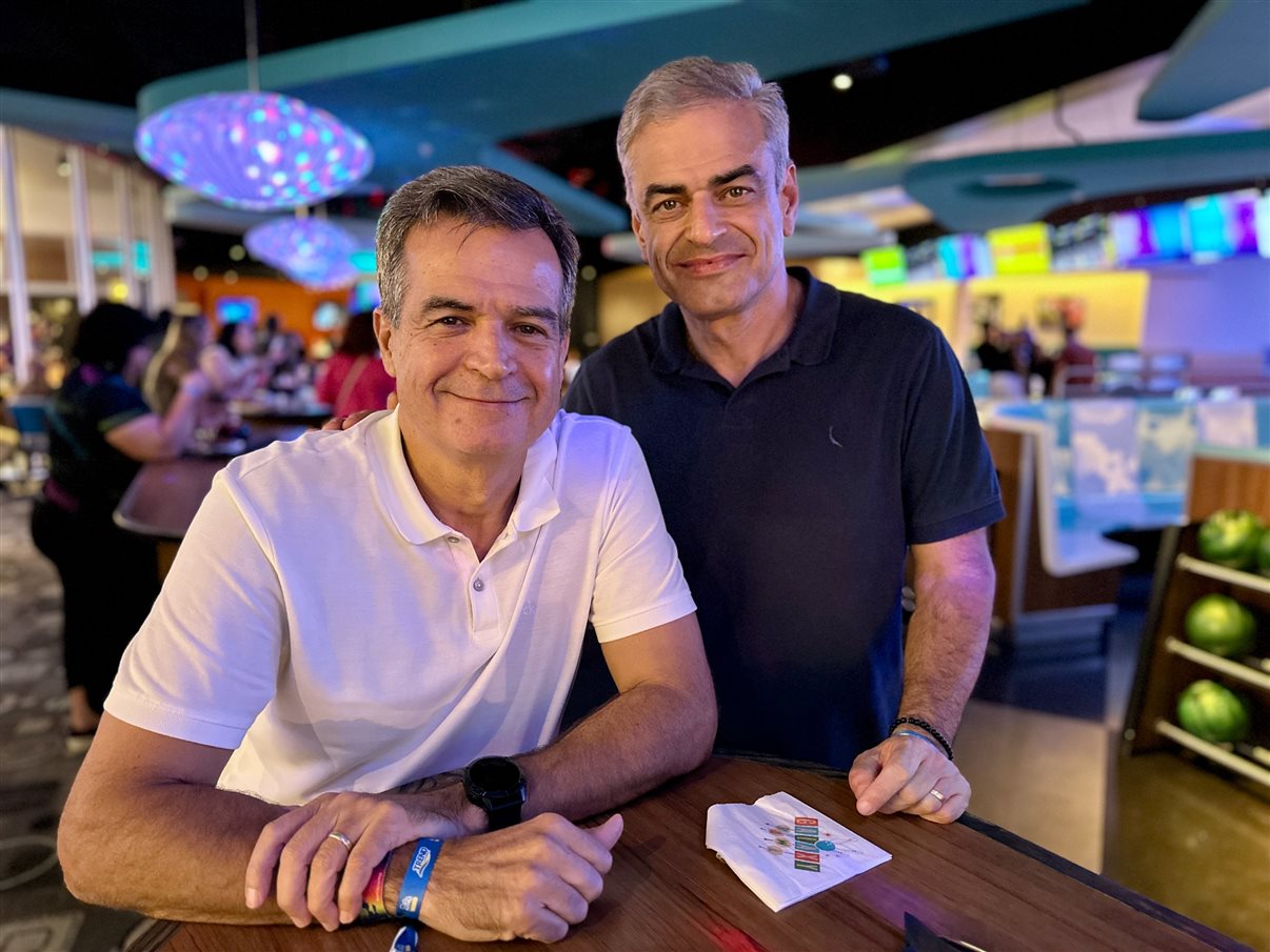 Summit Trend tem dia de Universal e boliche em Orlando