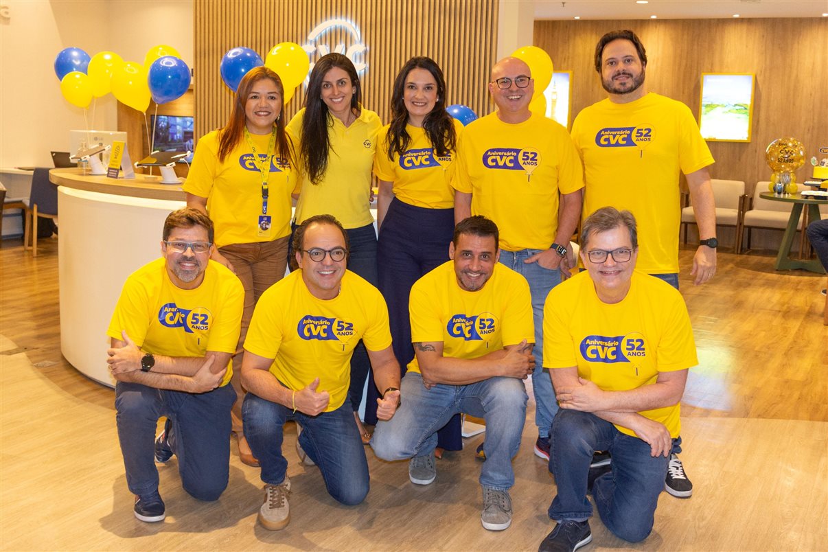 Fabio Godinho visita lojas da CVC no aniversário