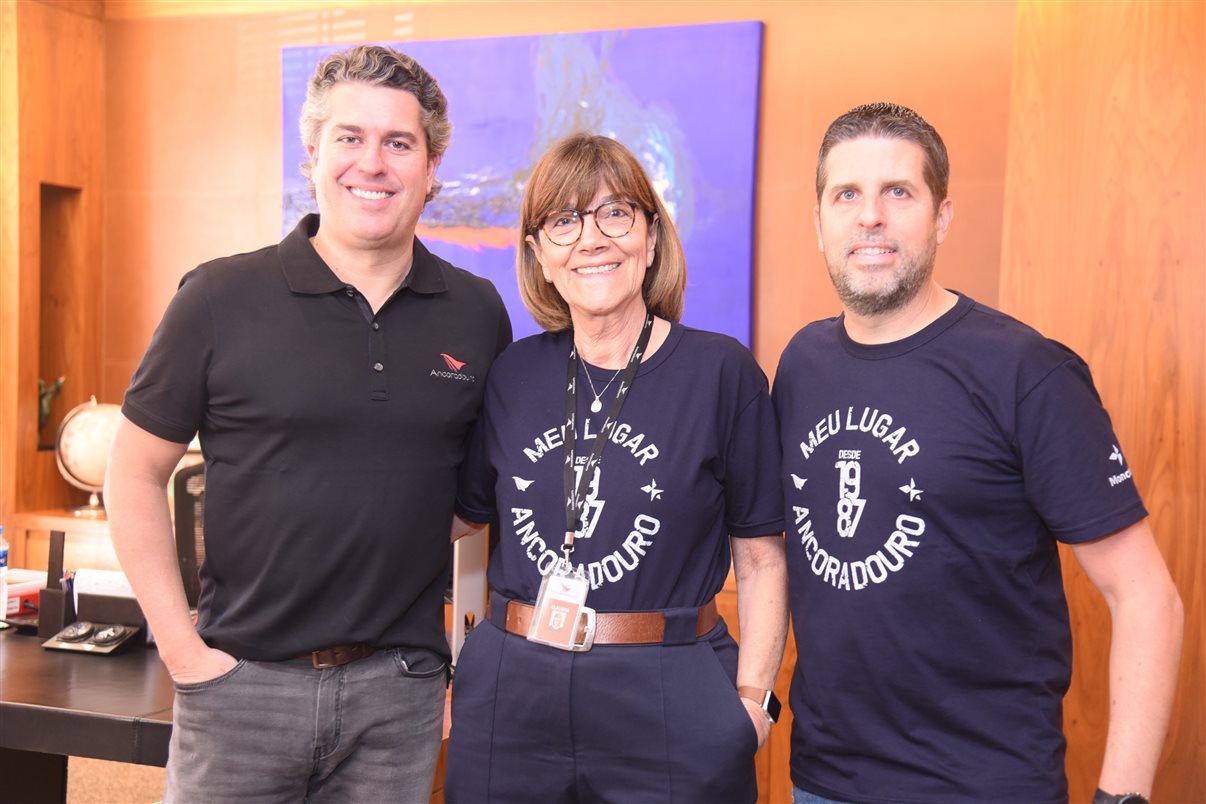 Ancoradouro abre segundo dia de treinamentos; fotos