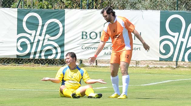 Futebol, sol e risadas marcam o “Amigos da Trend”; veja | Gente