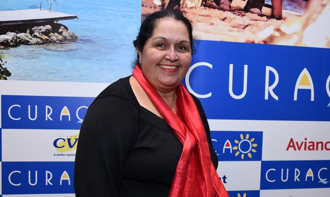 Veja fotos do coquetel por Curaçao em SP