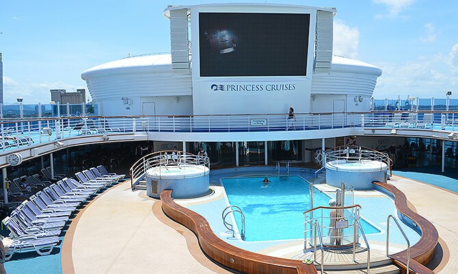 Confira as fotos do luxuoso navio Star Princess | Mercado